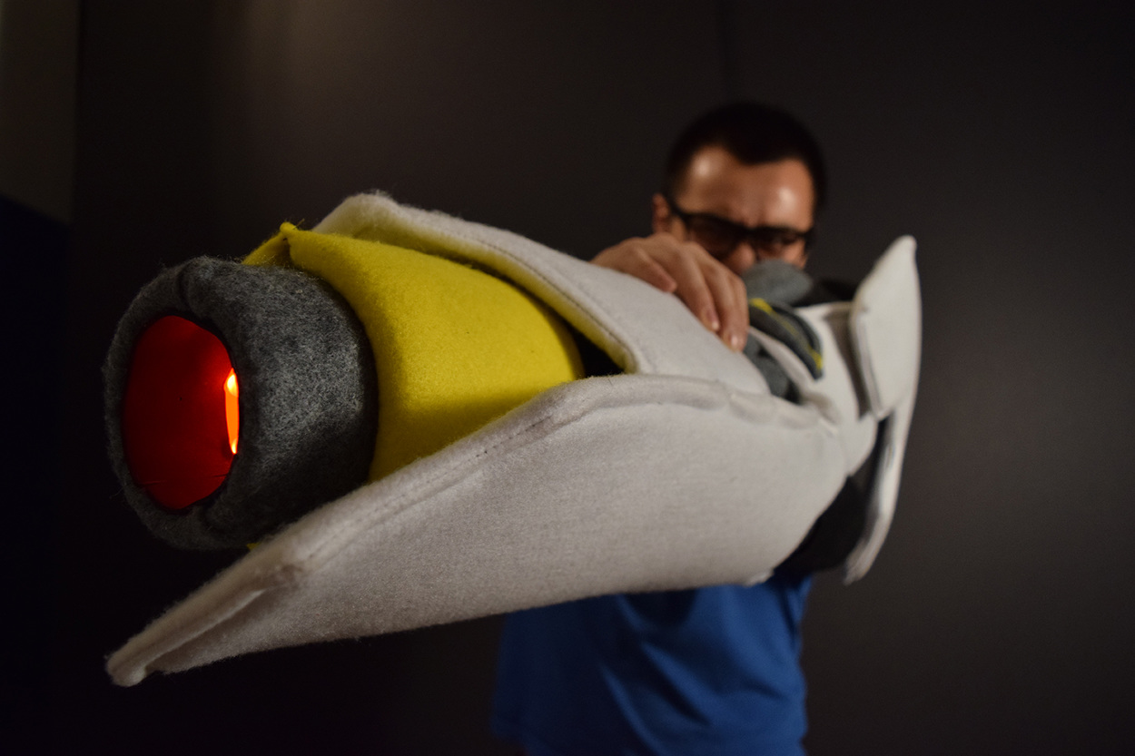 Plush Nightlight: Robot Arm Cannon - Jon Juhan Lung